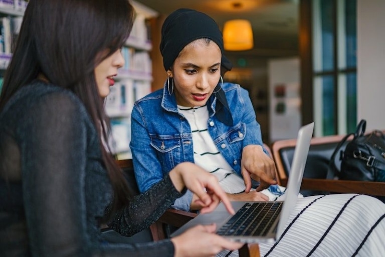 Alternatives To Saying "I'm Sorry" At Work | Melody Wilding